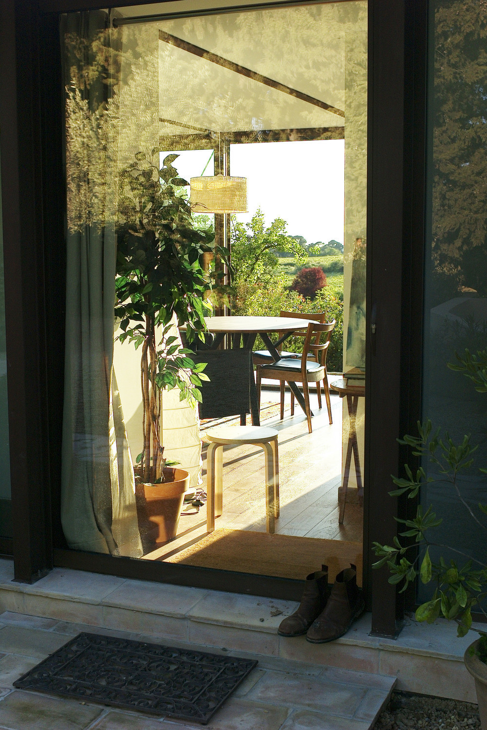 v2com newswire: Press release distribution, Architecture, Design, Lifestyle